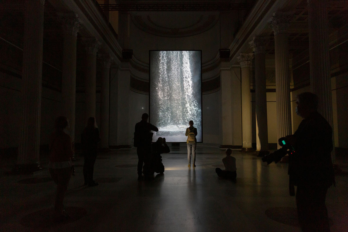 Каким мы запомним Пушкинский при Марине Лошак 10 главных выставок первая Венеция Цай Гоцян и