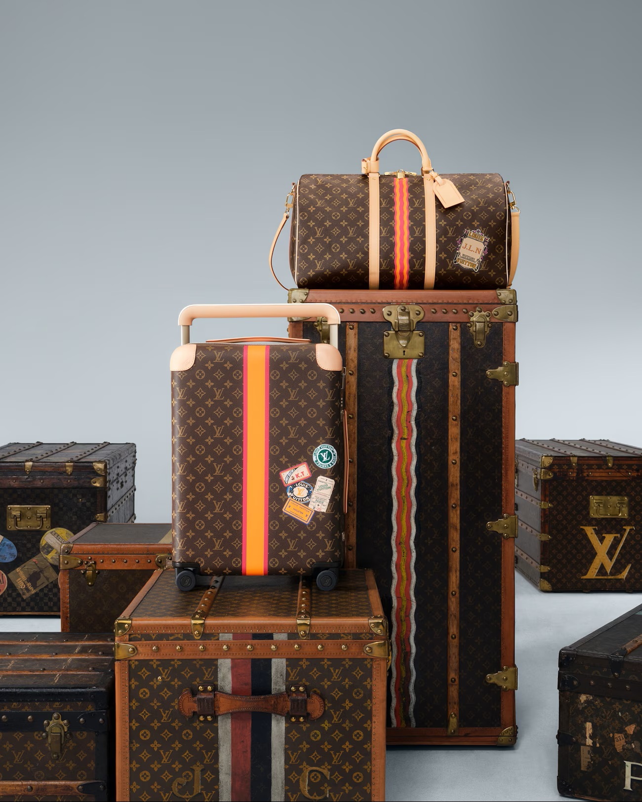 Монограмме Louis Vuitton 130 лет. Как защита от подделок стала ...